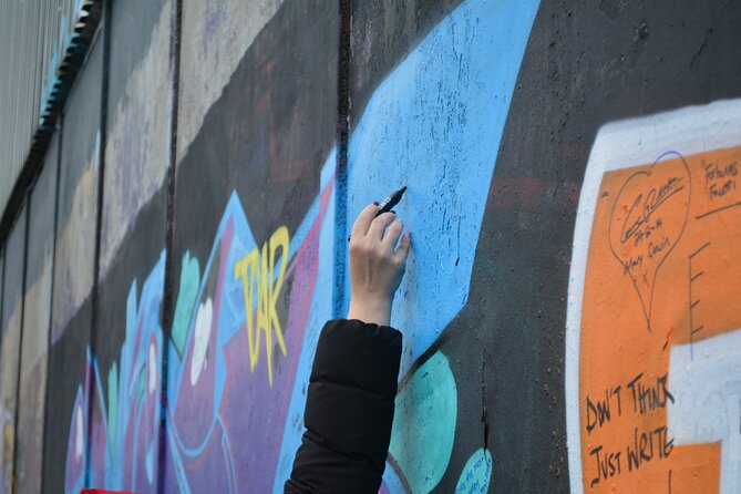 Private Belfast Taxi Tour Review - Exploring the Shankill Road and Political Murals