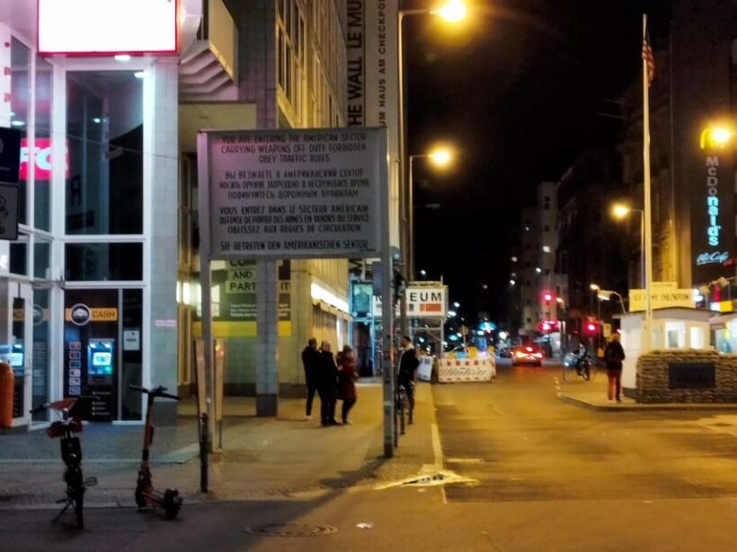 Private Berlin by Night Minivan - FAQ