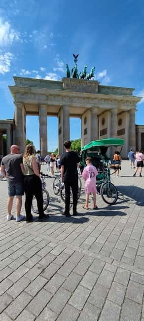 Private Berlin Rickshaw- Historical Berlin Up to 6 People - The Experience in Detail