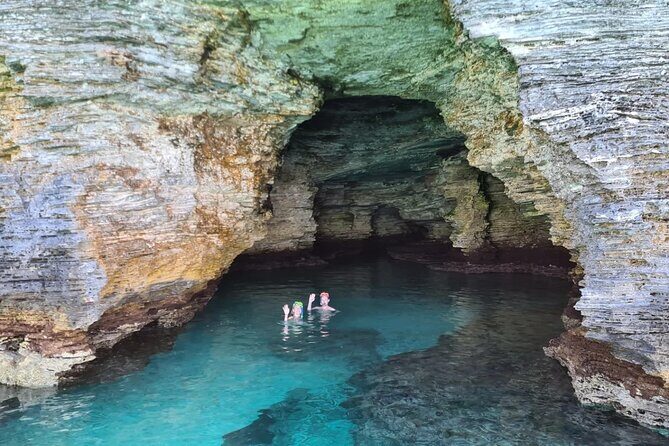Private Bermuda Historic Sightseeing Cruise With Swim Stops - The Sum Up