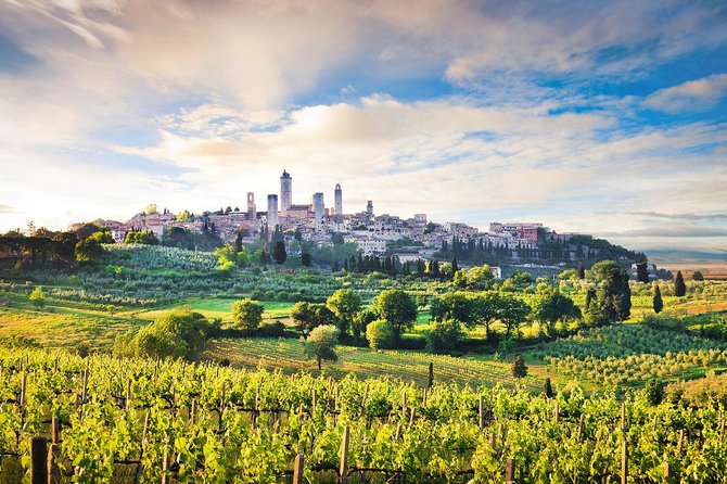 Private Best of Tuscany Hill Towns Tour With Lunch From Florence - Discovering San Gimignano