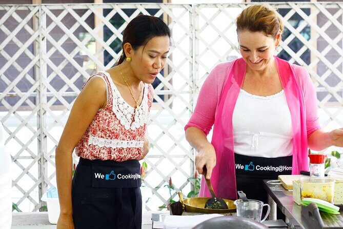 Private Bicycle Tour to Chiang Mai and Thai Cooking Class - Frequently Asked Questions