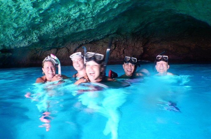 Private Blue Room and Beach Tour of Curacao - Practical Tips for Booking and Enjoying the Tour