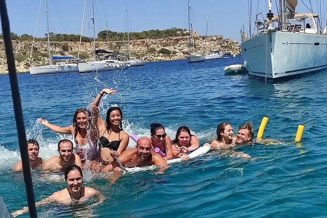 Private Boat Charter to Comino Blue Lagoon - Inclusions