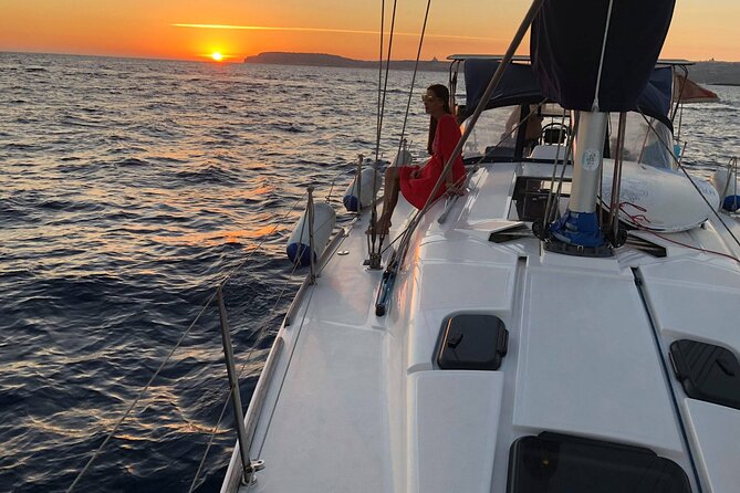 Private Boat Charter to Comino Blue Lagoon - Exploring the Blue Lagoon