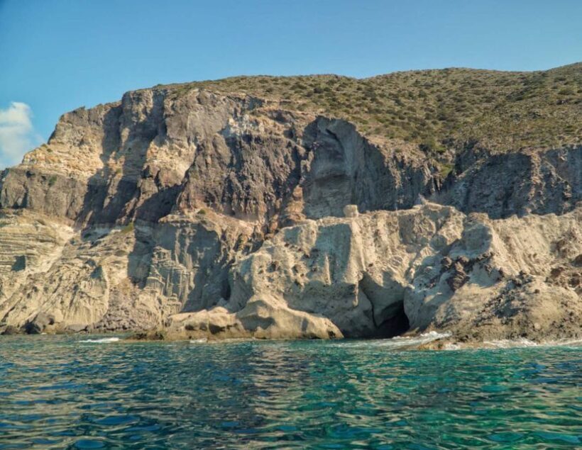 Private boat cruise Antiparos, Despotiko & Panteronisia - Who Should Consider This Experience?