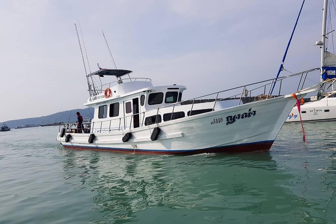 Private Boat Fishing TROLLING & SPINNING From Phuket - What to Expect: Pros and Cons
