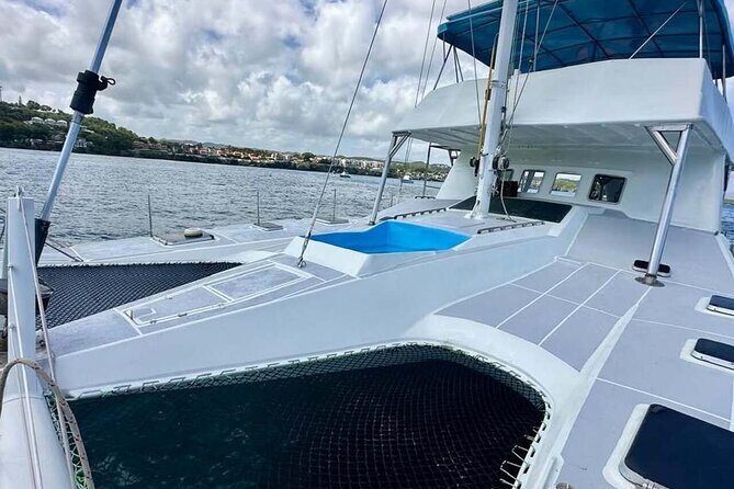 Private Boat for groups up to 15 people with jacuzzi and Lunch - The Itinerary: What to Expect