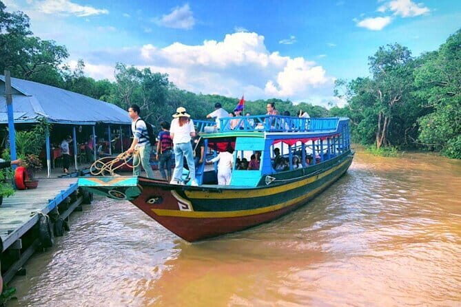 Private Boat from Battambang to Siem Reap via Tonle Sap Lake - In-Depth Breakdown of the Itinerary