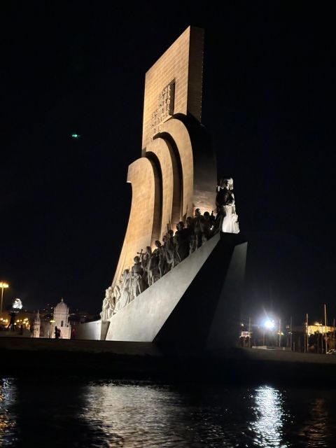 Private Boat Night Tour - Lisbon - FAQ
