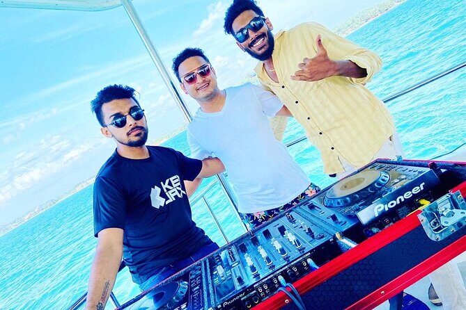 Private Boat Rental in the Mirissa Sea, Sri Lanka - FAQ