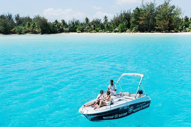 Private Boat Rental on Cap Camarat 17ft - A Detailed Look at the Private Boat Rental on Cap Camarat 17ft in Bora Bora