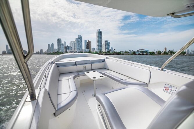 Private Boat Rental To The Rosario Islands Up To 15 - Exploring the Rosario Islands