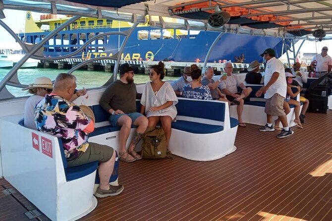 Private Boat to Isla Mujeres with Open Bar from Playa del Carmen - The Sum Up