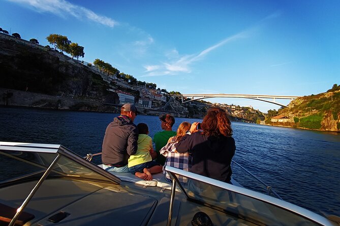 Private Boat Tour 1h30m with Sunset option, group price up to 6px - Practical Details