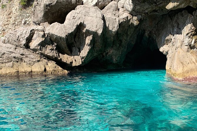 Private Boat Tour  2 Hours of Wonder on Capri - The Bottom Line