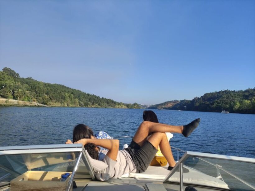 Private Boat Tour 6 Bridges 1h30, group price up to 6px - Authentic Experiences & Authentic Views