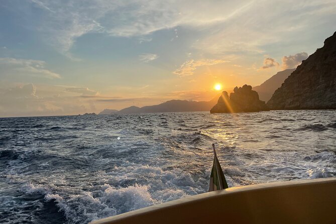 Private Boat Tour at Sunset on the Amalfi Coast - Enjoying the Sunset Experience