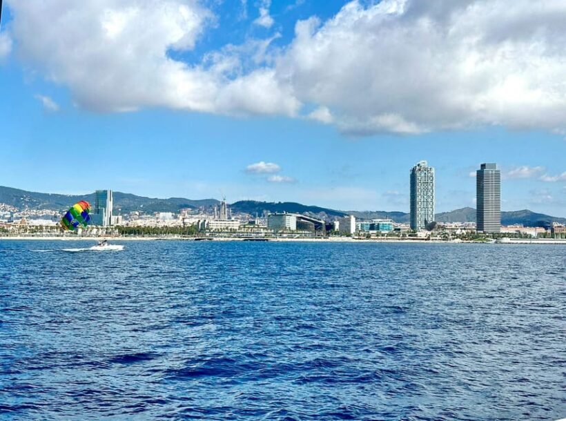 Private boat tour, Barcelona, Badalona : drinks and snacks! - FAQ