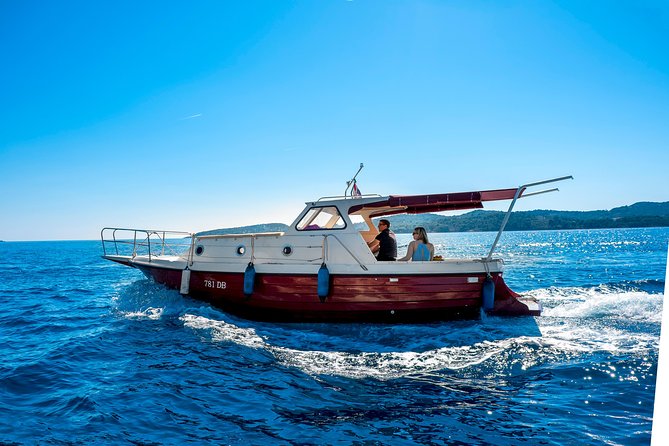 Private Boat Tour- Explore the Islands, Find Hidden Caves and Try Snorkelling - Experience the Enchanting Blue Grotto