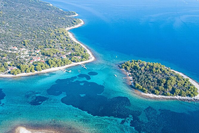 Private Boat Tour Half-Day,Blue Lagoon & 2 Islands From Split - Meeting Point and Logistics