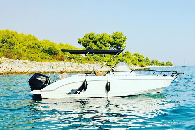 Private Boat Tour Half-Day,Blue Lagoon & 2 Islands From Split - Accessibility and Recommendations