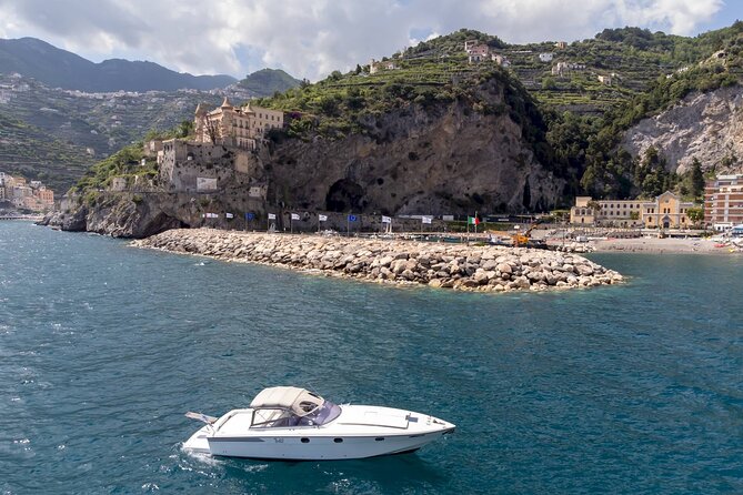 Private Boat Tour of Amalfi Coast With Drinks - Meeting and Pickup