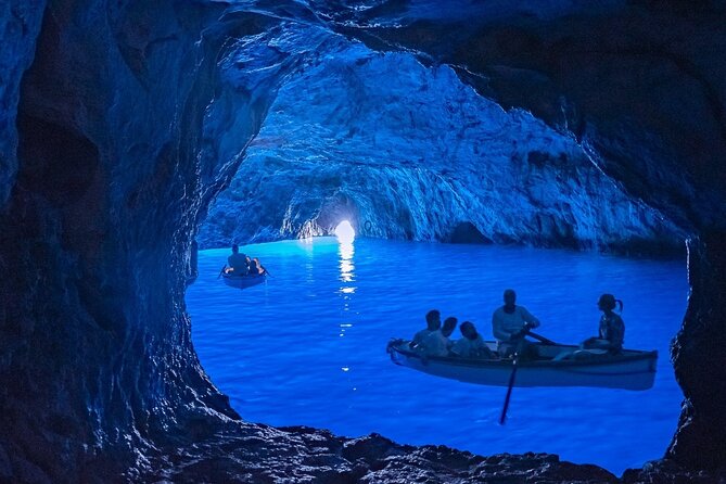 Private Boat Tour of Capri and the Blue Grotto in One Day - A Closer Look at the Tour Experience