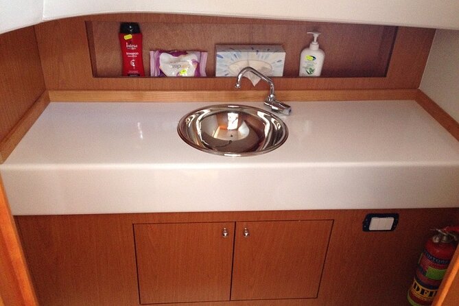 Private Boat Tour of Capri From Sorrento - Highlights of the Capri Tour