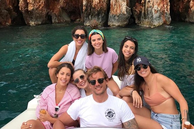 Private Boat Tour of Red Rocks & Pakleni Islands - Dining Options During the Tour