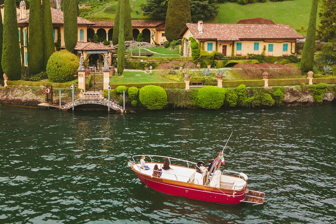 Private Boat Tour on Italian Gozzo on Lake Como - Key Points