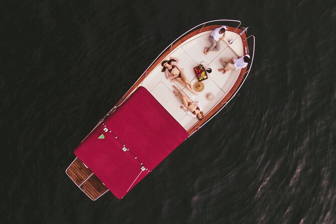 Private Boat Tour on Italian Gozzo on Lake Como - FAQ