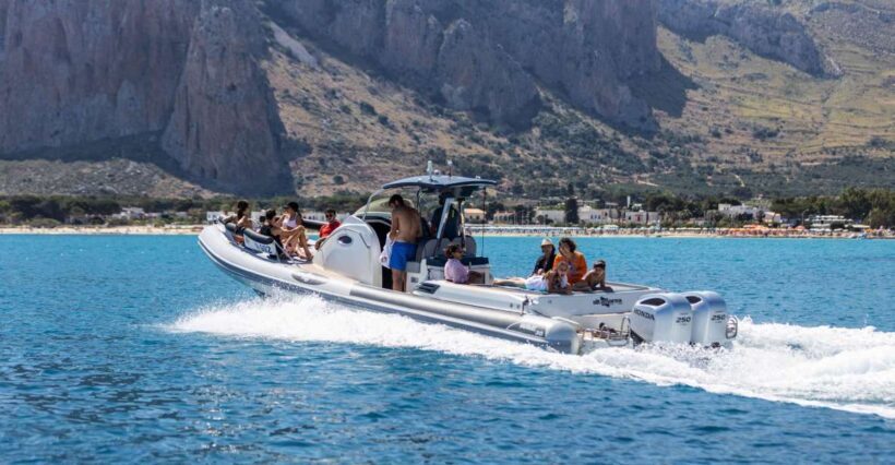Private Boat Tour Taormina Isola Bella Giardini Naxos 8 hour - Who Should Consider This Tour?
