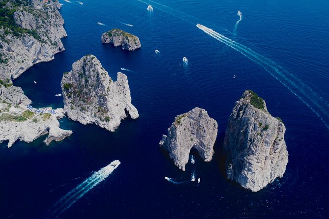 Private Boat Tour to discover Capri - Key Points
