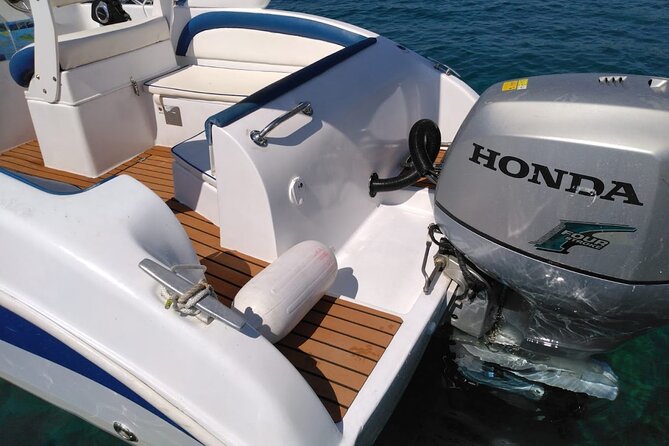 Private Boat Tour to Red Rocks and Paklinski Islands. - Key Points