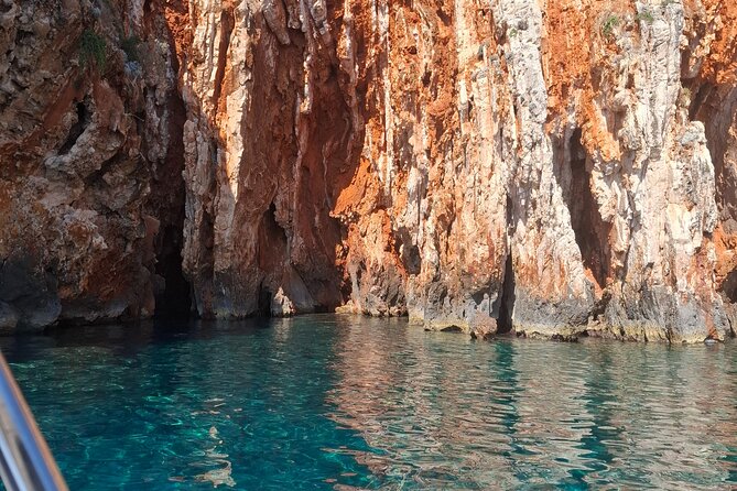 Private Boat Tour to Red Rocks and Paklinski Islands. - The Sum Up