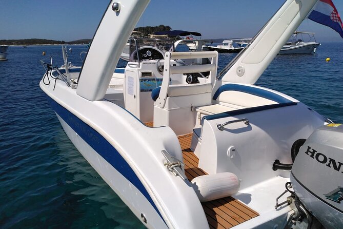 Private Boat Tour to Red Rocks and Paklinski Islands. - FAQs