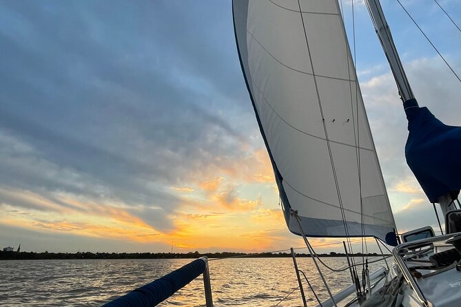 Private Boat Tour to Rio De La Plata and Delta El Tigre With Wine on Board - Meeting and Pickup Information