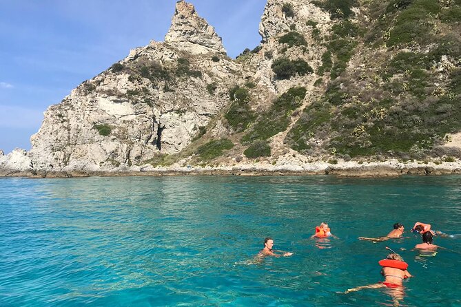 Private Boat Tour With Skipper From Tropea to Capo Vaticano - Skipper Profiles