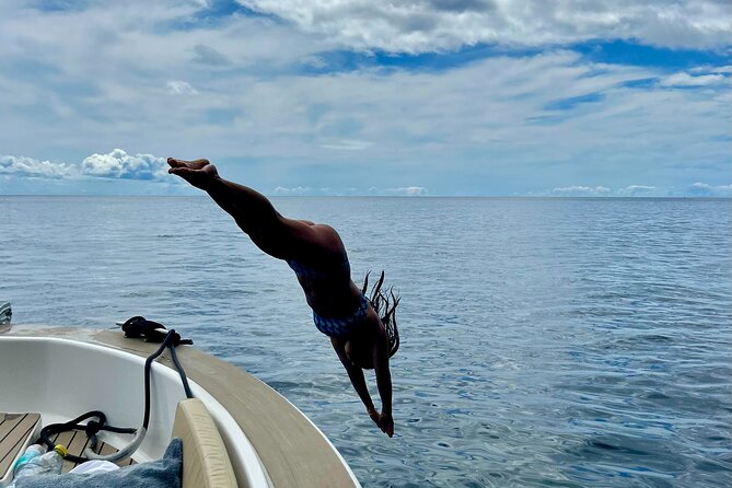 Private Boat Tour With Snorkeling and Paddleboarding From Funchal - Traveler Experiences and Reviews