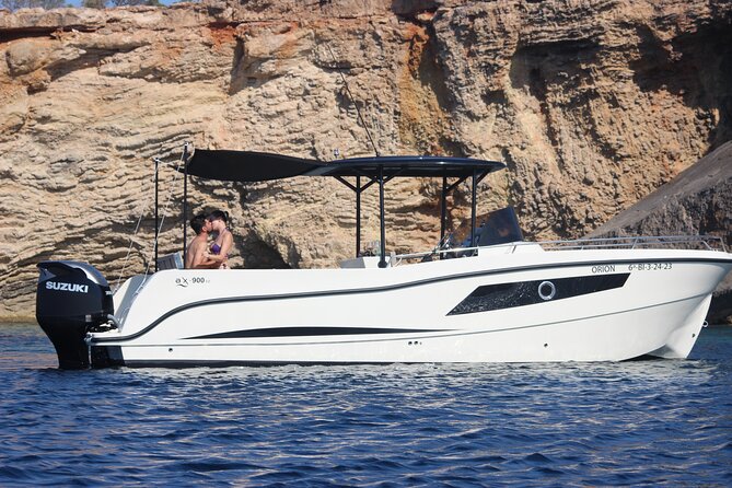 Private Boat tours around Ibiza - Uncovering the Charm of Ibiza from the Water: A Detailed Review of Private Boat Tours