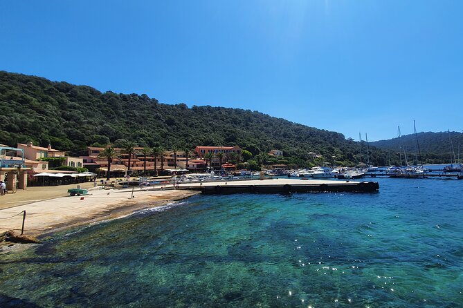 Private boat trip around the island of Port Cros. - FAQ