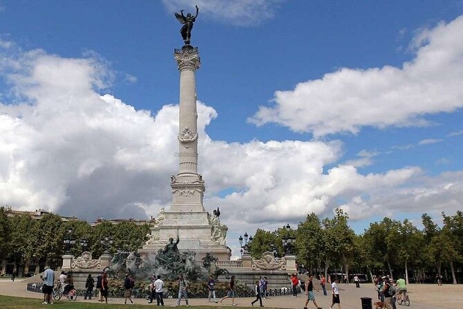Private Bordeaux Walking Tour with La Cite du Vin and a Canelé - Who Will Benefit Most from This Tour?