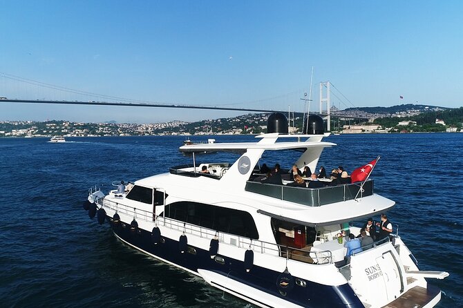 Private Bosphorus Sightseeing Cruise on Luxury Yacht - Accessibility and Participation