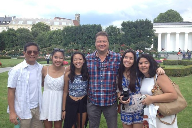 Private Bratislava Day Trip From Budapest With Lunch - Lunch in Bratislava