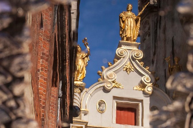 Private Bruges Historical Walking Tour with Chocolate Treat - FAQs