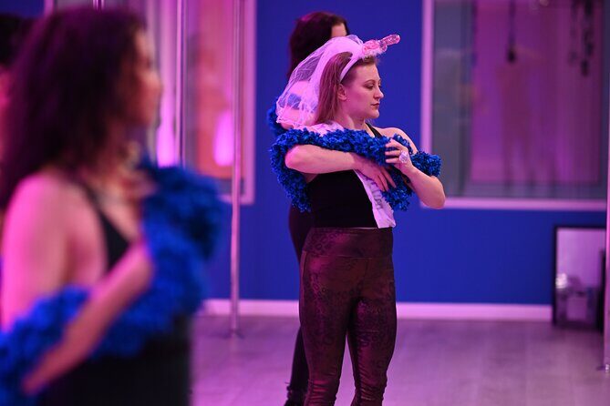 Private Burlesque Party for Up to 15 People at soFly Social ATX - FAQ