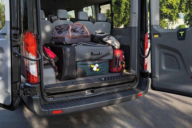 Private Bus or Limo Transfer Orlando Airport to Theme Park Hotels - Frequently Asked Questions