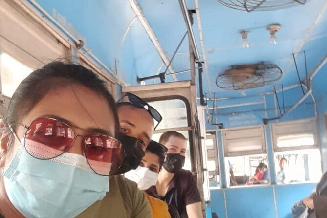 Private Calcutta Tour With Guide and Authentic Bengali lunch - How the Tour Works and What to Expect