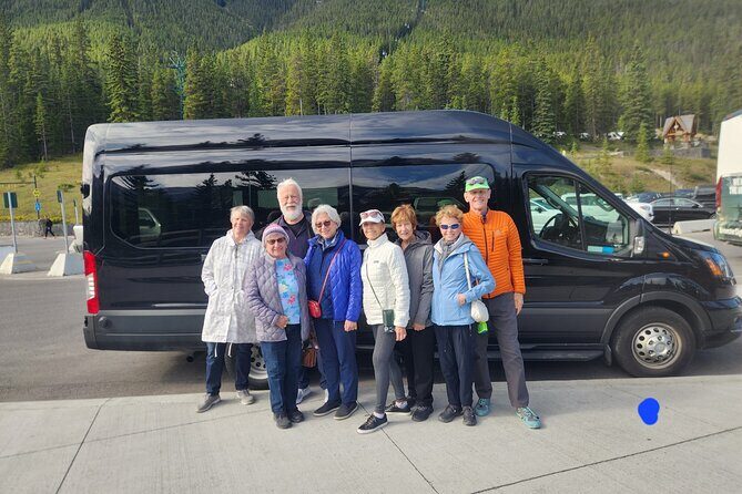 Private Calgary to Lake Louise and Moraine Lake Tour - Food & Breaks